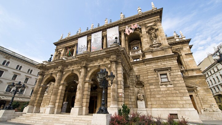 Budapest architecture - 10 Can’t Miss Gems of Budapest | Iberostar