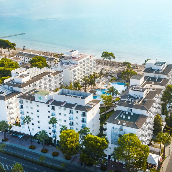 4 and 5-star hotels in Majorca | Iberostar